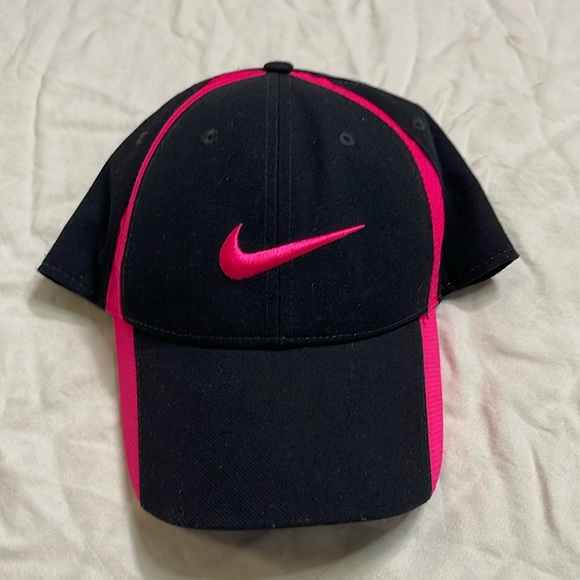 Nike | Accessories | Nike Drifit Legacy 9 Hat | Poshmark